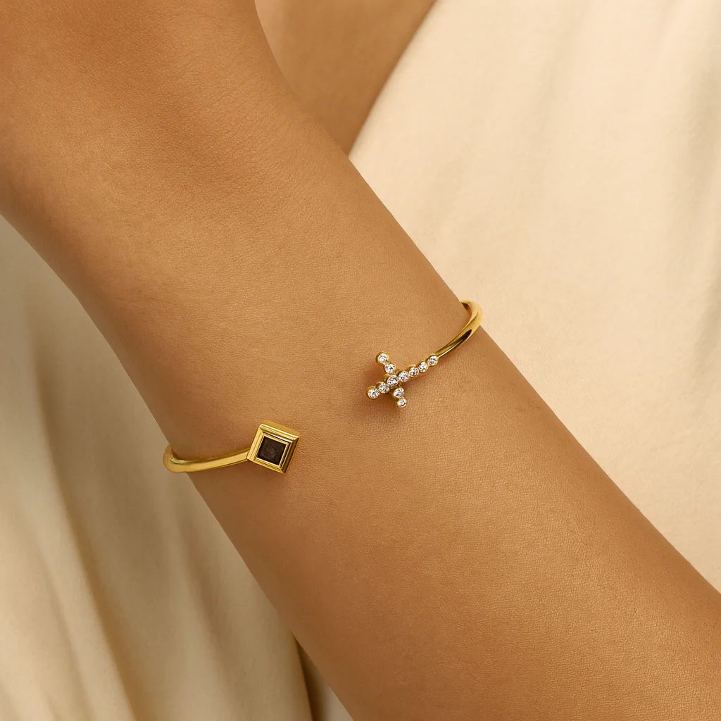 Spirit Cross Bangle – Nutsa Beauty